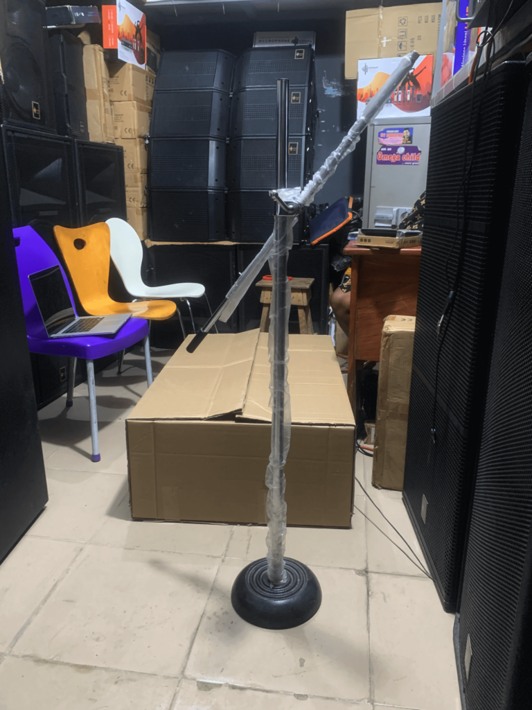 Microphone Stand (Round Base) | ArizSound